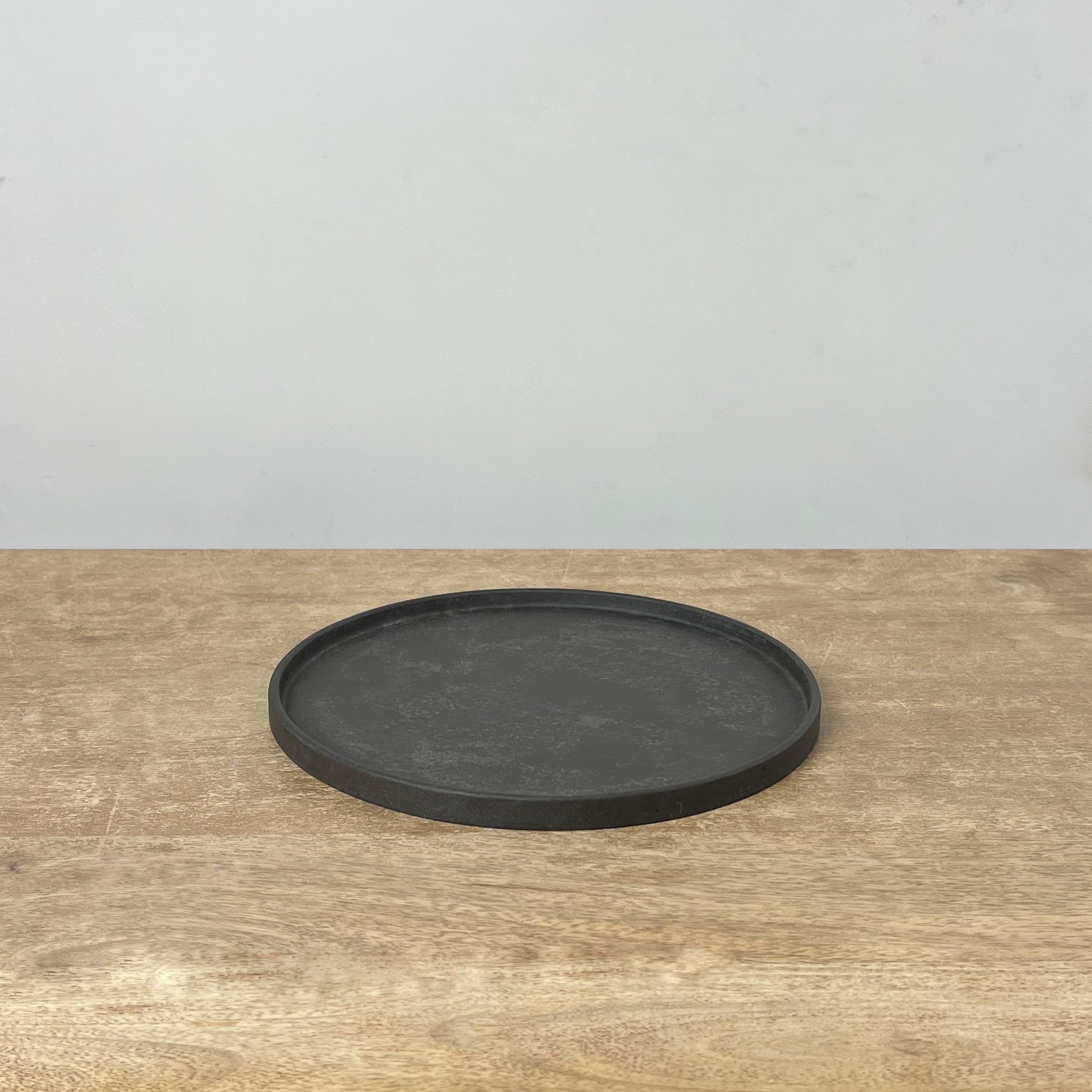 Black Flat Plate 8" – Chanoyu Stories